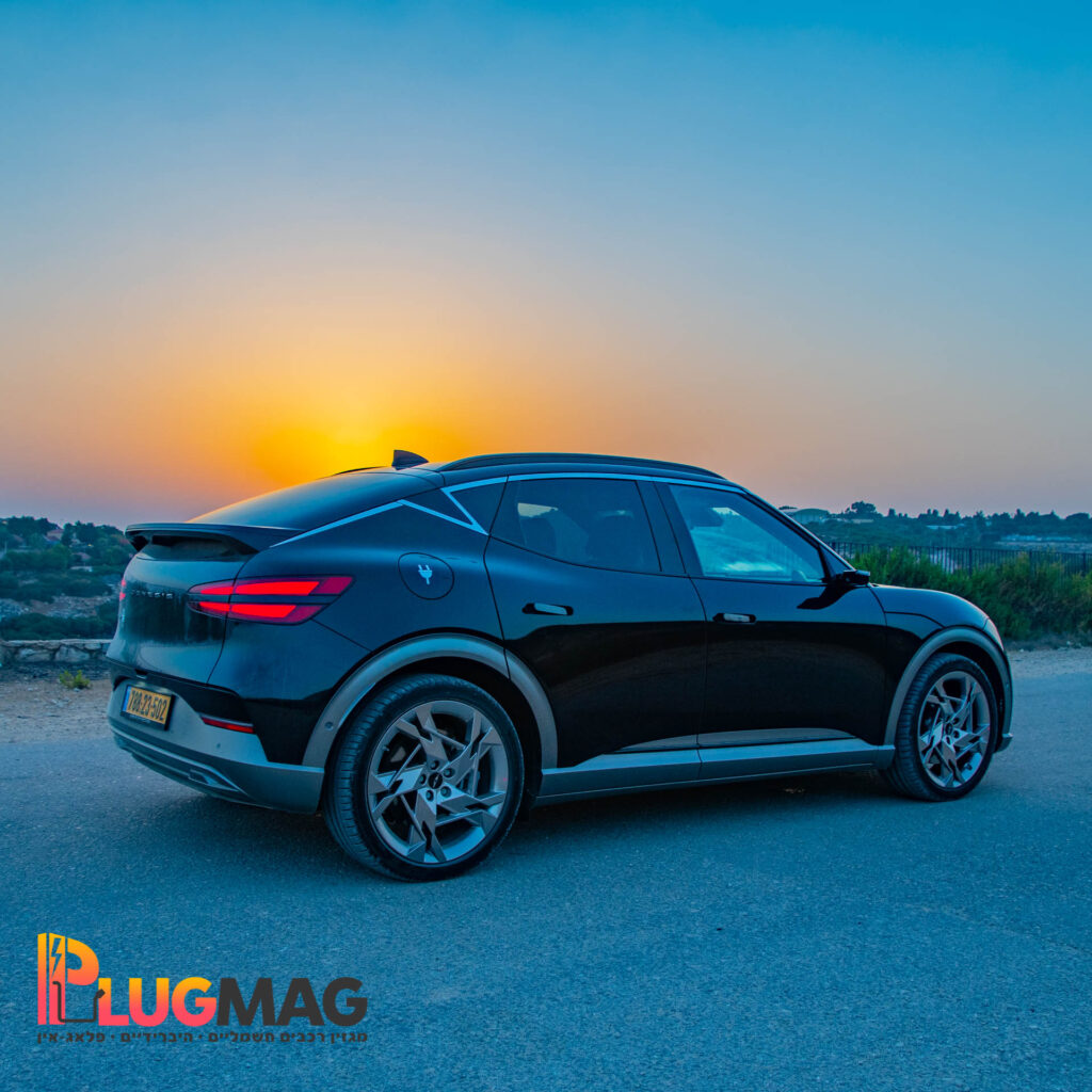 מבחן רכב: ג'נסיס GV60 - פלאג מג