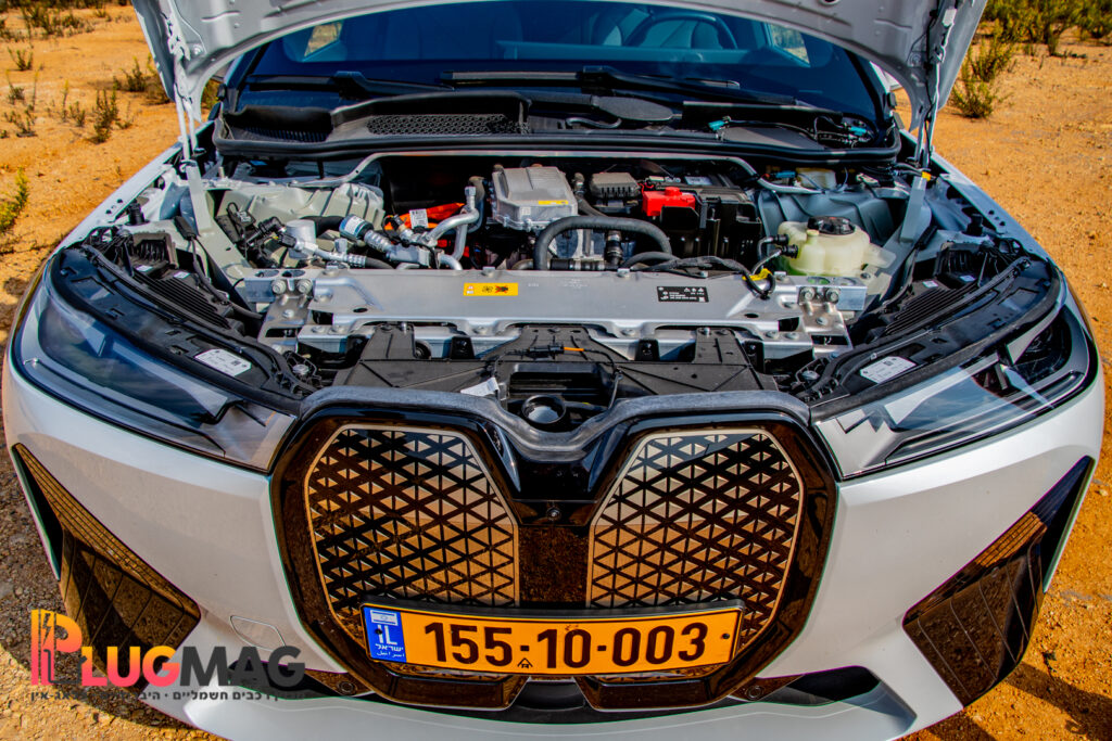 מבחן רכב: BMW iX40 - פלאג מג