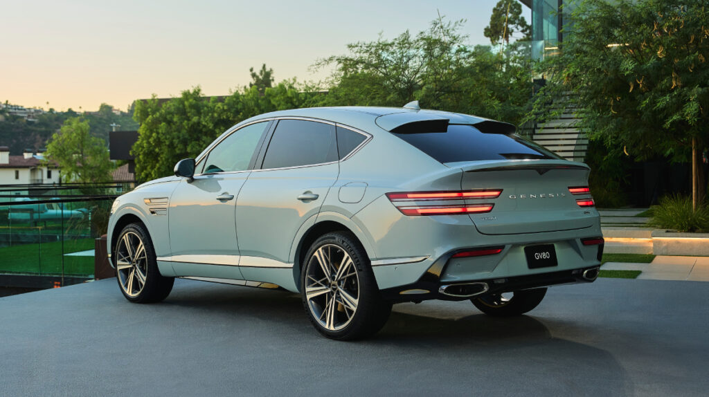ג'נסיס מתחדשת: מתיחת פנים לג'נסיס G80 וחשיפת GV80 קופה מיקרו-הייבריד ...
